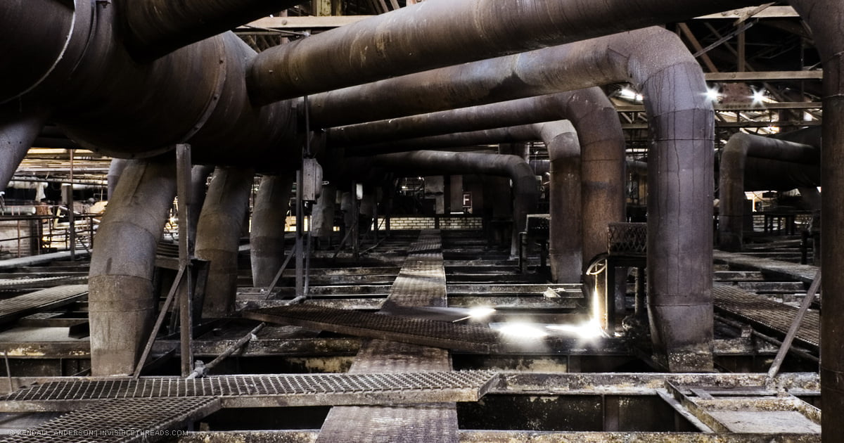 Spider Ducts - Vertical | Toronto Don Valley Brickworks | Invisible Threads