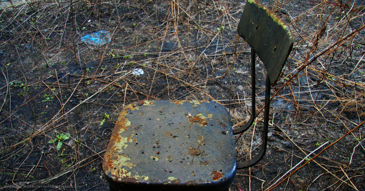 Chair | Carbide Graphite Group | Invisible Threads