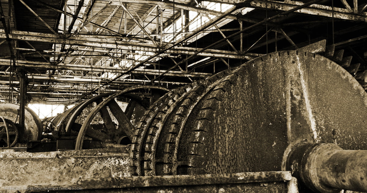 Dye Beck Details | Spaulding Fibre | Invisible Threads