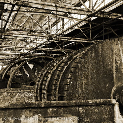 Dye Beck Details | Spaulding Fibre | Invisible Threads